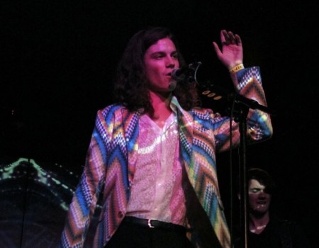 Video: BØRNS, '10,000 Emerald Pools' – buzzbands.la