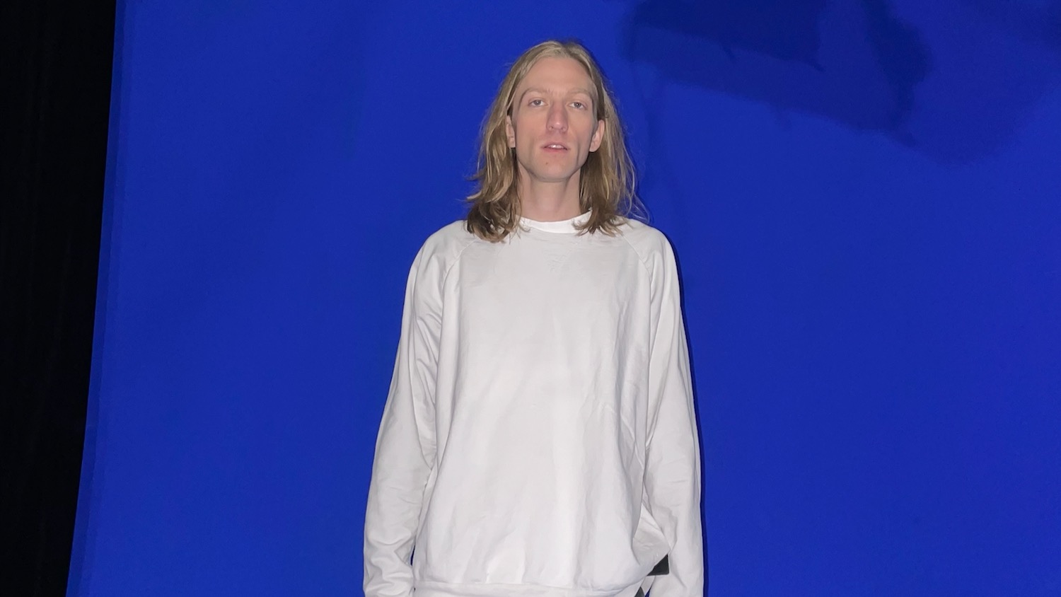 Stream: War Strings, 'Surreal' – buzzbands.la