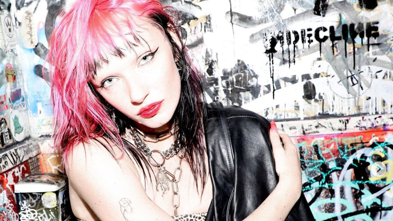 Ears Wide Open: Tender Misfit – buzzbands.la